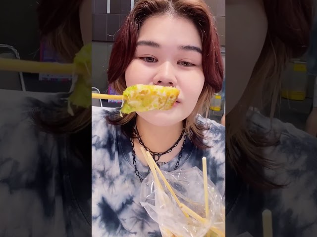 ไข่หมึกย่าง เจ๊ขวัญ อ่างศิลา 🐙