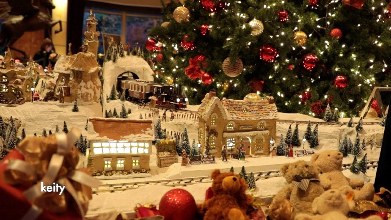 Beautiful Christmas decorations🎄🚃Snow town ️ Christmas lights🎄 - YouTube