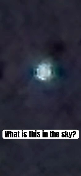 Is this a Comet or UAP? Over Oceanside California #sandiego #uap # ...