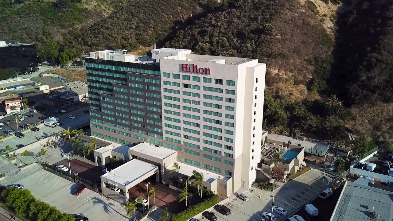 Hilton San Diego Mission Valley - YouTube