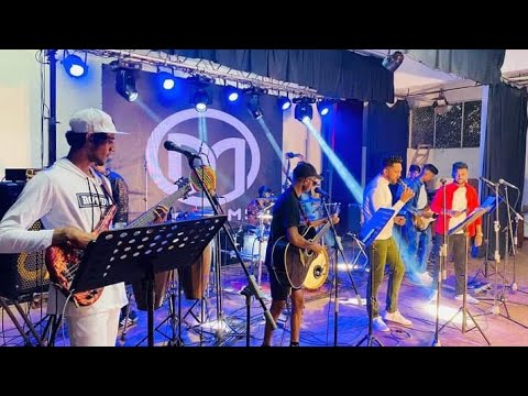 Dreams SL | Live Performance | Api Kawruda (Live Cover) - YouTube
