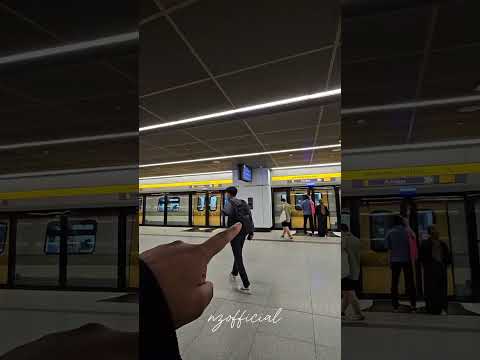 Pertukaran MRT laluan putrajaya & kajang di TRX - YouTube