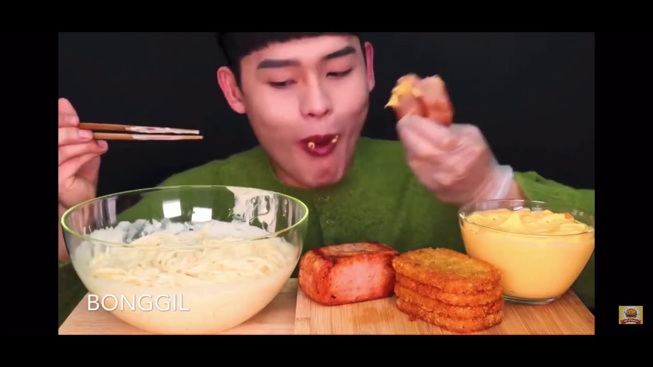 Eat with boki vs bongill - YouTube