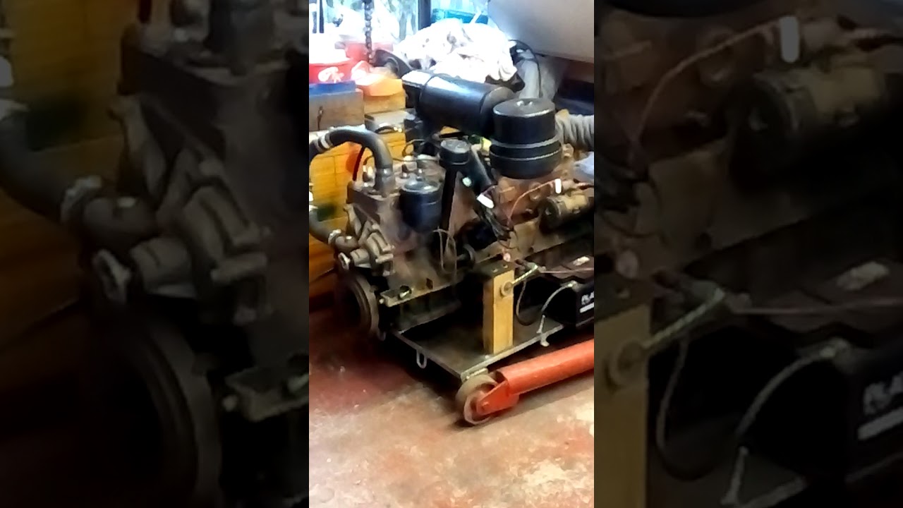 Packard thunderbolt straight 8 running - YouTube