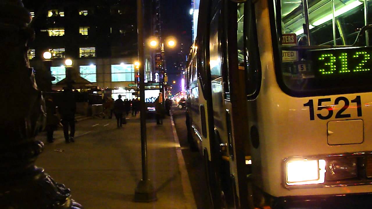 Coach USA / New Jersey Transit 2000 NovaBus RTS-06 11521(1521) @ 42nd ...