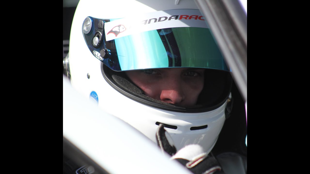 Steven Dailly Pole Lap 2016 BMW Race Days Brands Hatch #jockstar - YouTube