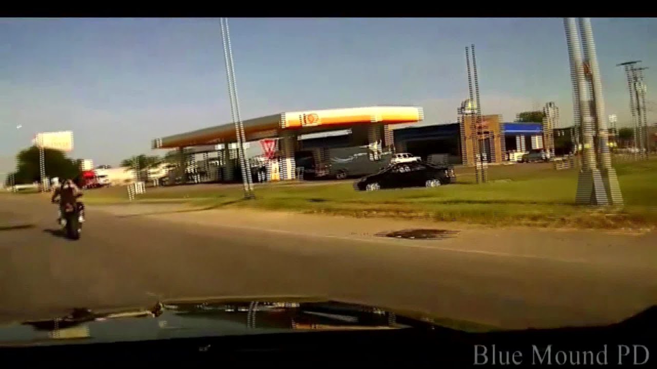 Cops in Texas chase motorcycle, caught on camera - YouTube