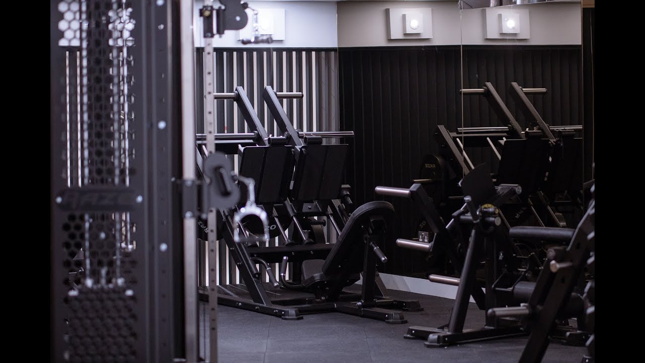 Matt Roberts Evolution | IndigoFitness - YouTube