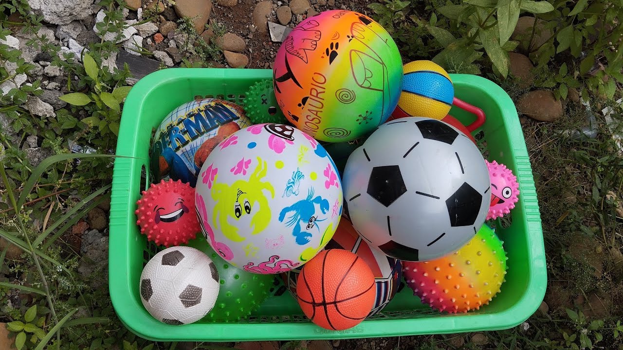Ayo kita cari Bola Bersama sama, Wow ada bola Tayo, Bola Spiderman ...