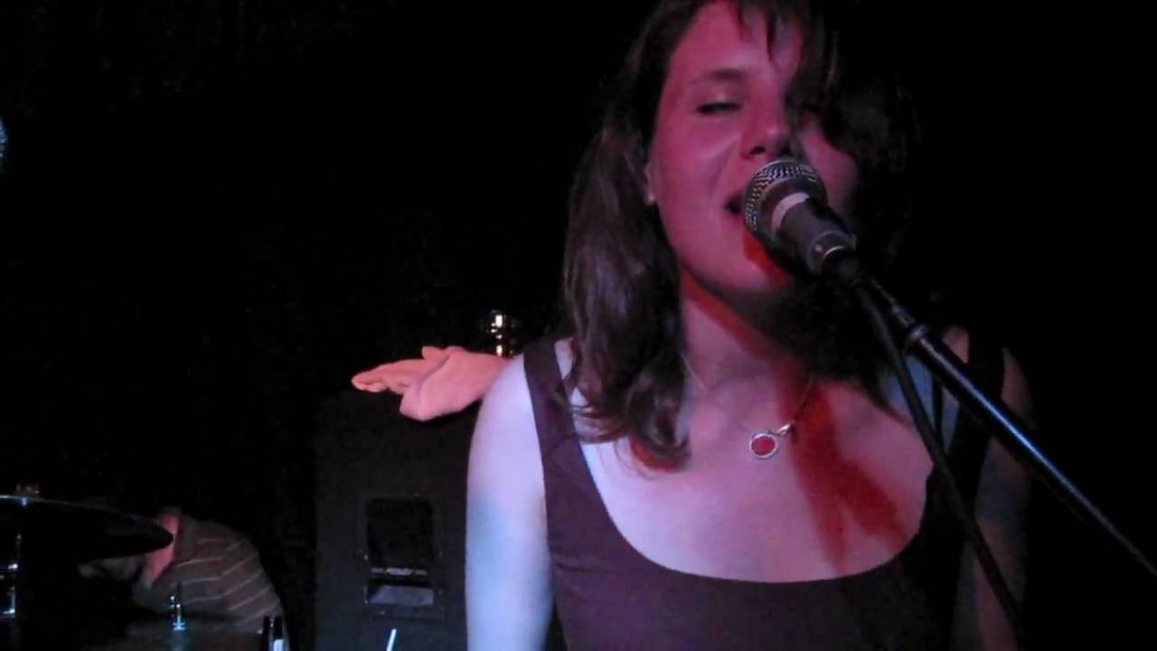 Gramercy Riffs - Oh Linda! - YouTube