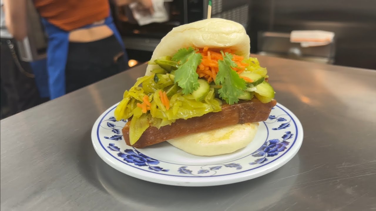 Friday Dinner Rush at Woon Kitchen in Pasadena 4K ASMR - YouTube