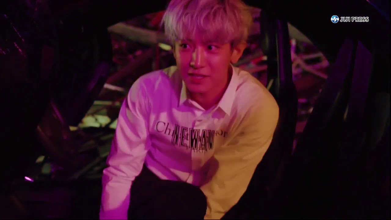 [VIDEO] EXO "Electric Kiss" MV - Behind The Scenes - YouTube