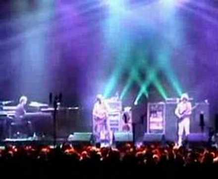 Phish - 04.02.98 - Guyute - Part I - YouTube