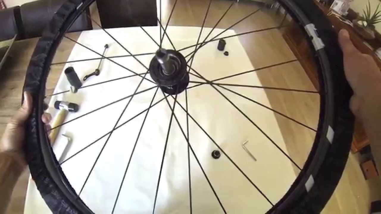 How to disassemble bearings of a FastForward rear hub - YouTube