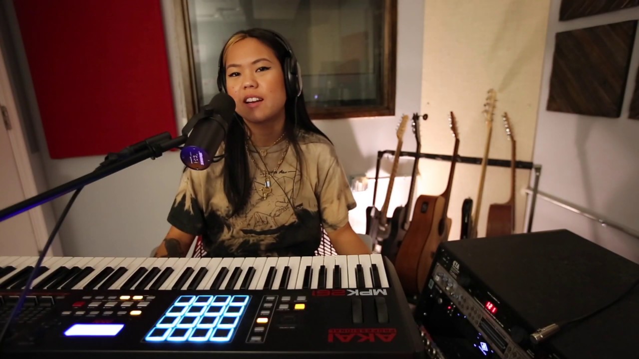 CHLOE TANG - 'I'd Kill' LIVE + Interview - WE FOUND NEW MUSIC with ...