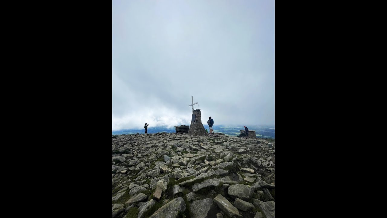 A easy trek from Oravska Polhora to Babia Hora (Babia Gora) - YouTube