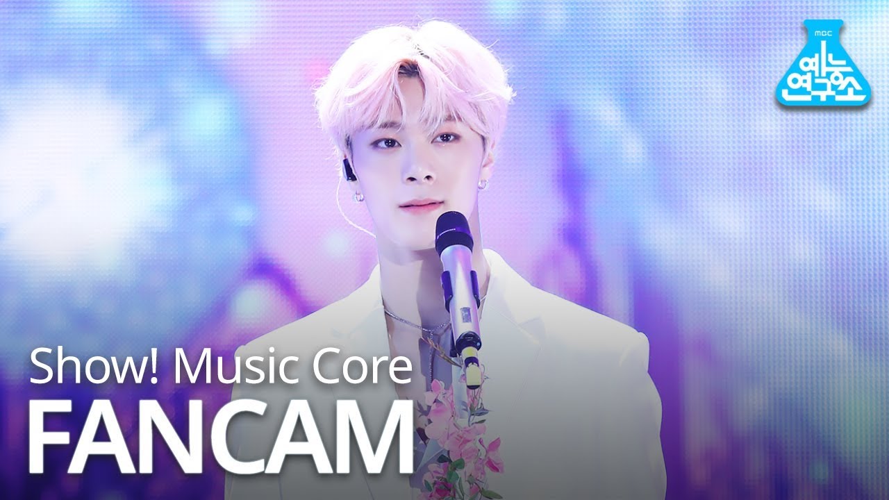 [예능연구소 직캠] 아스트로 피어나 문빈 Focused @쇼!음악중심_20190119 Bloom ASTRO MOONBIN ...