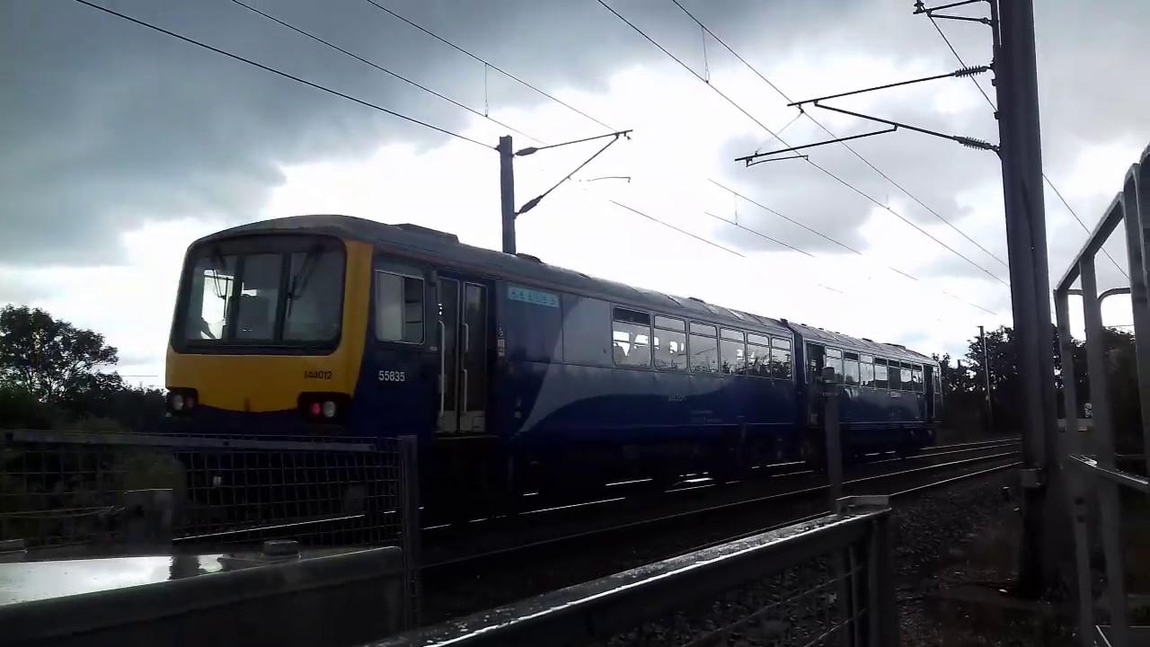 Dock Hills MCB Level Crossing (South Yorkshire) 07.08.2019 - YouTube