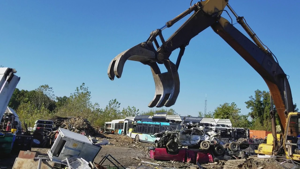 HOW TO SMASH A WASHING MACHINE?! - YouTube