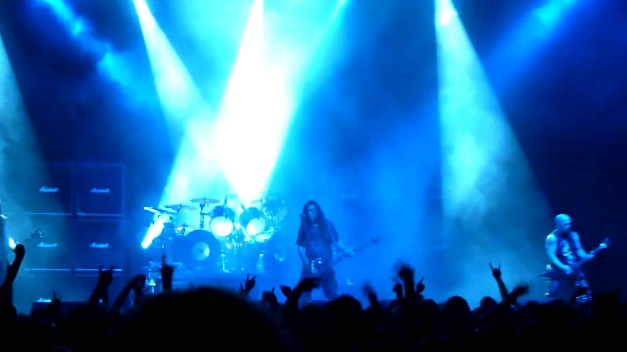 Slayer - Raining Blood + Black Magic @ Vienna 7 Apr 2011 - YouTube