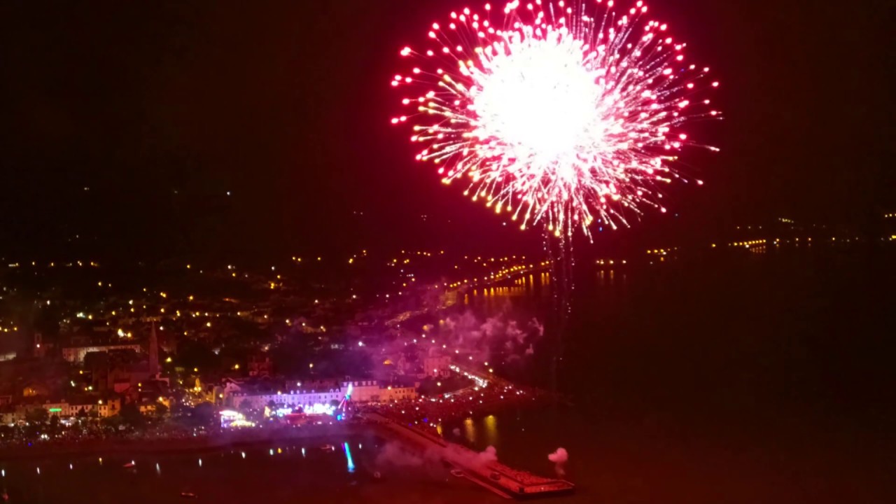 Warrenpoint Maiden of the Mournes Festival Fireworks August 2019 - YouTube