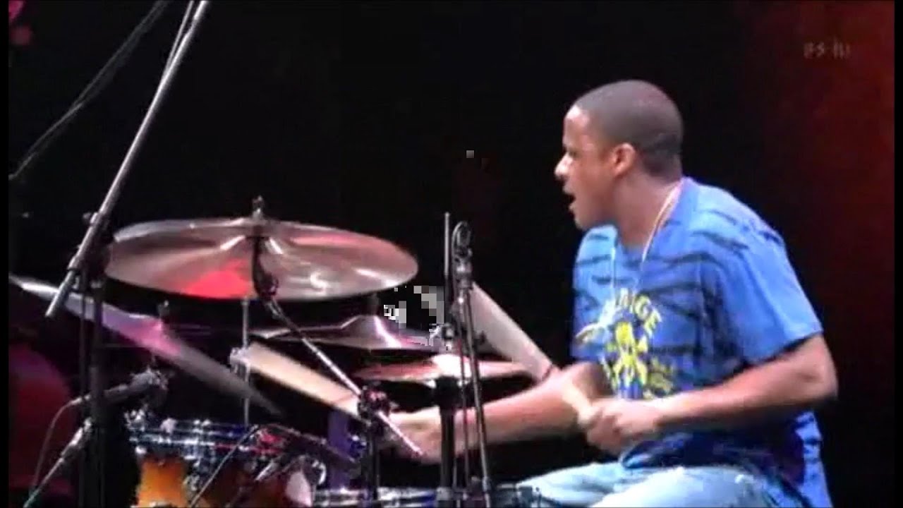 Ronald Bruner Jr Drum Solo - 2006 - YouTube