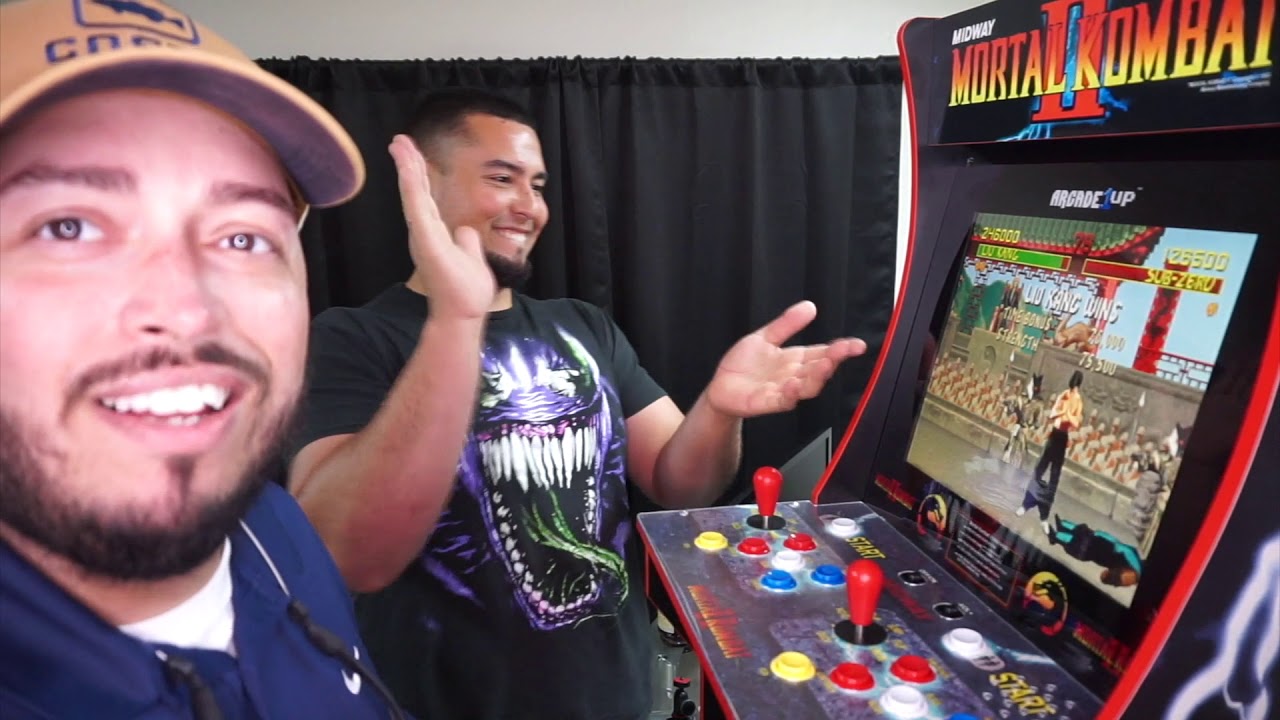 1Up Arcade Review/ First Impression: Mortal Kombat - YouTube