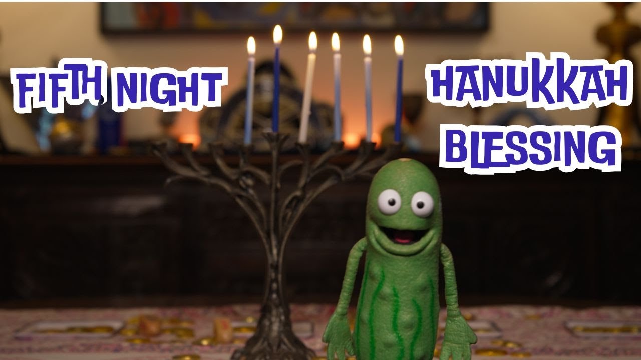 Fifth Night of Hanukkah Prayer Monty 🥒 Jewish Pickle Puppet Sings ...