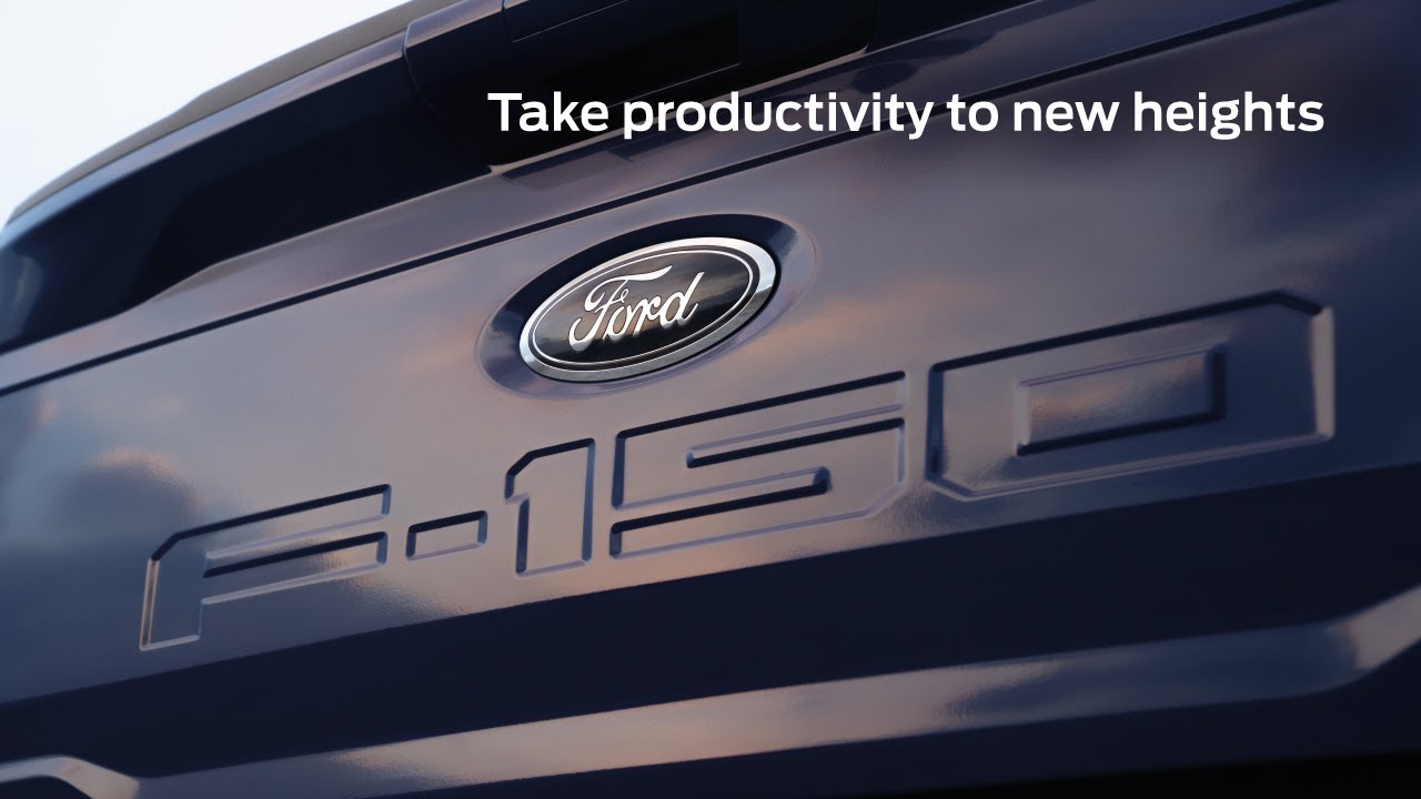 2021 Ford F-150 Power Tailgate Work Surface - YouTube