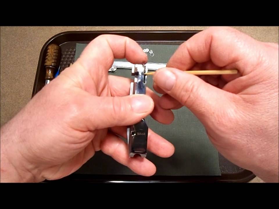 Ruger 10/22 Extractor Installation - YouTube