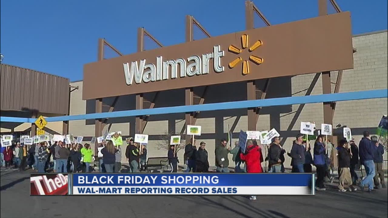 Union protesters picket Walmart - YouTube