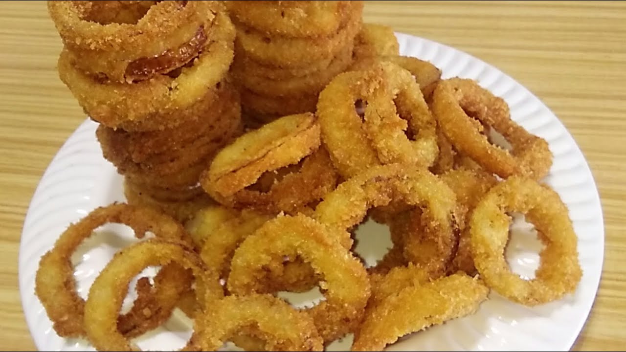 HOMEMADE CRISPY ONION RINGS | SWEET CRAVINGS - YouTube