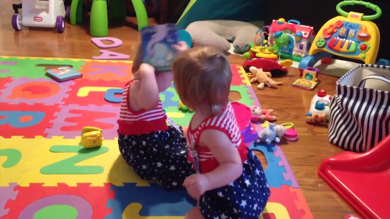 funny status cute babies twins fight with each other 😆 - YouTube