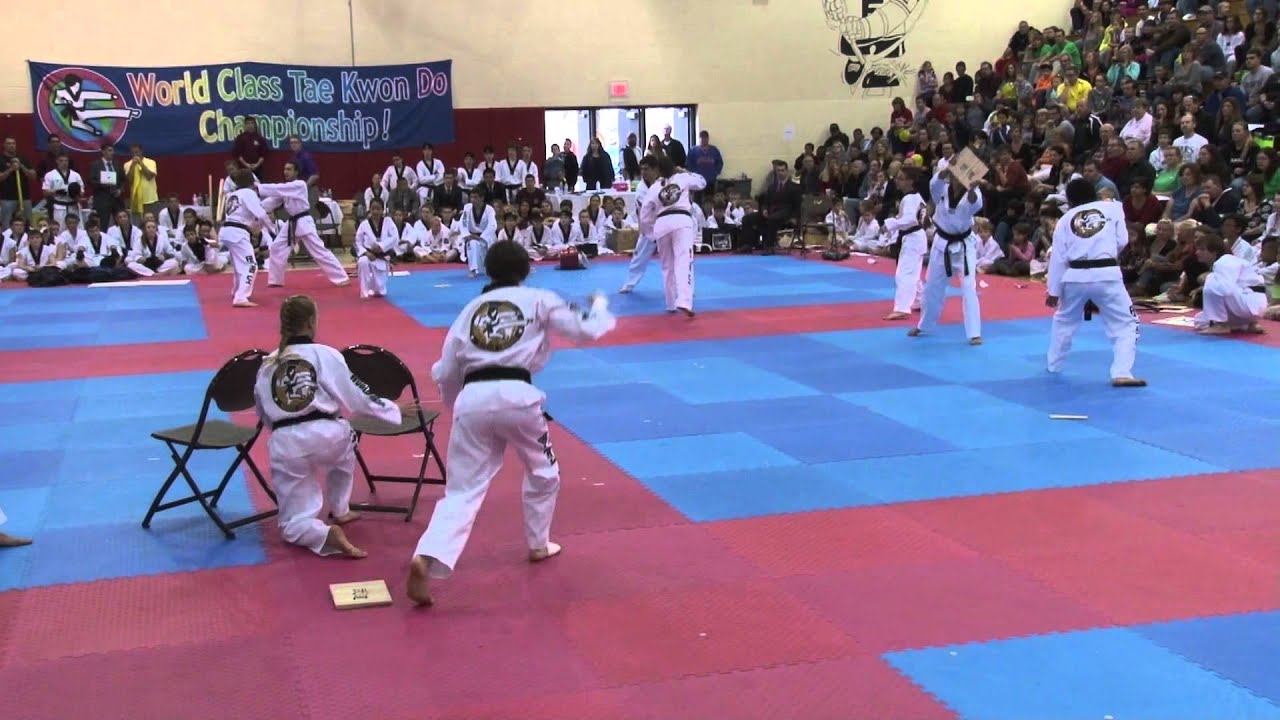 Team Amherst, Master Chong's World Class Tae Kwon Do - 2014 - YouTube