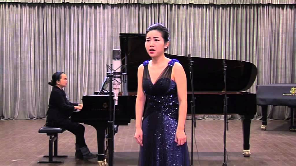 Yang Liwen Nacht und Traume - YouTube