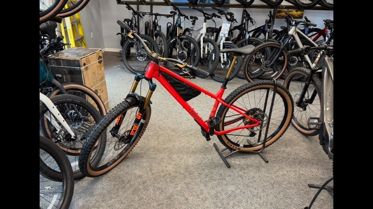 Gen 4 Trek Roscoe - I get my new Roscoe today! - YouTube