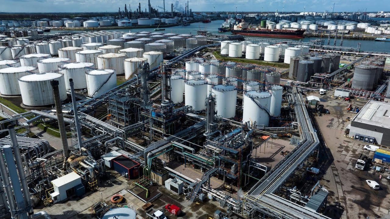 Koole Tankstorage Botlek - Seeing and creating opportunities with ...