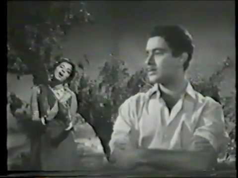 Arre jaanewaale nazar to mila Awara Ladki - YouTube