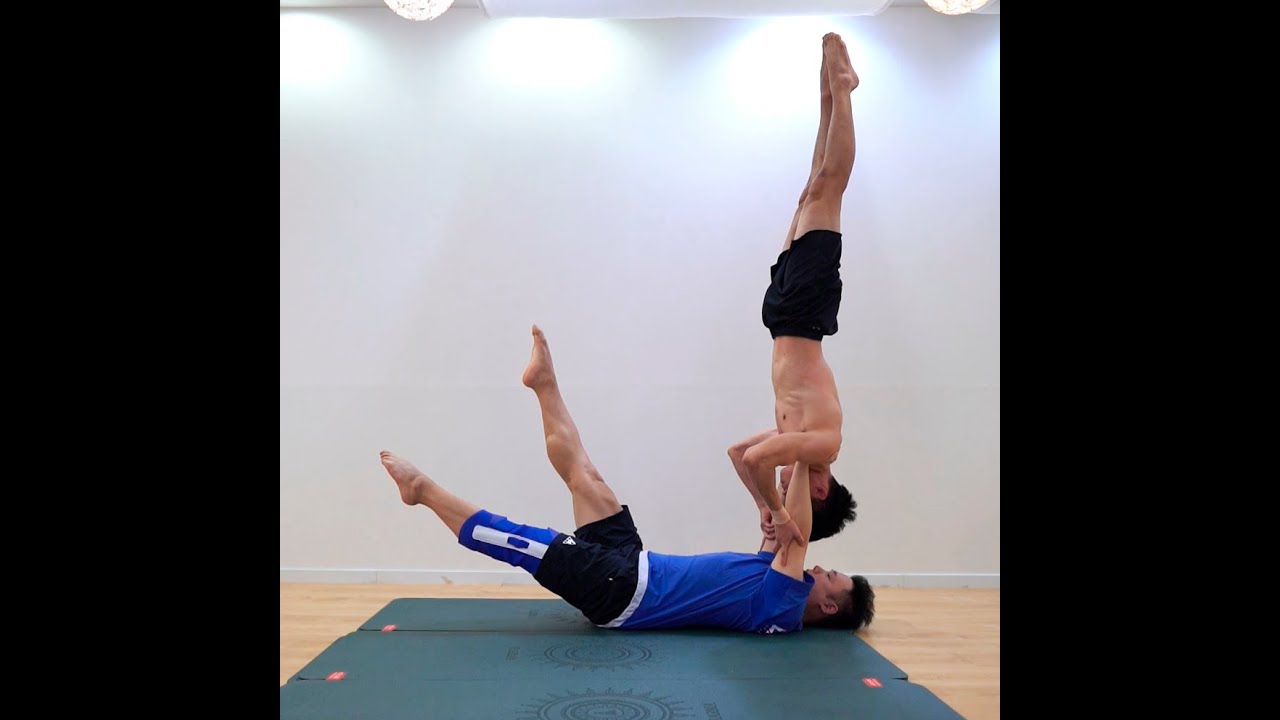 20190922 Ru n Cro Acroyoga shoulder stand and fail compilation - YouTube