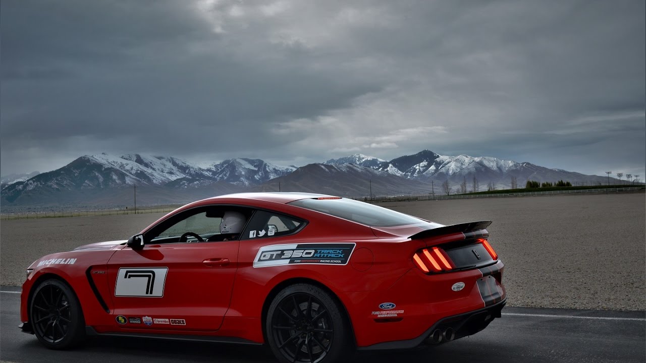 GT350 Track Attack! - Ford Racing School - YouTube