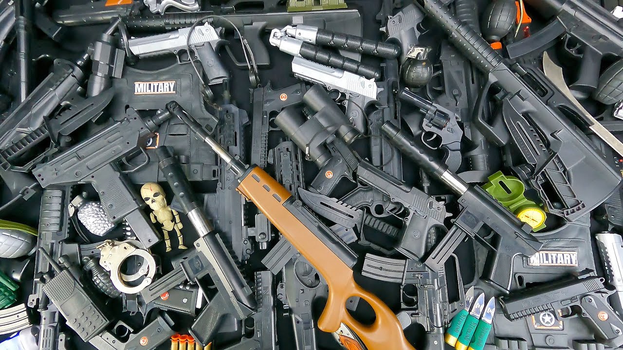 Black Color Toy Realistic Gun Arsenal, Dangerous Bead Shooting Guns And ...