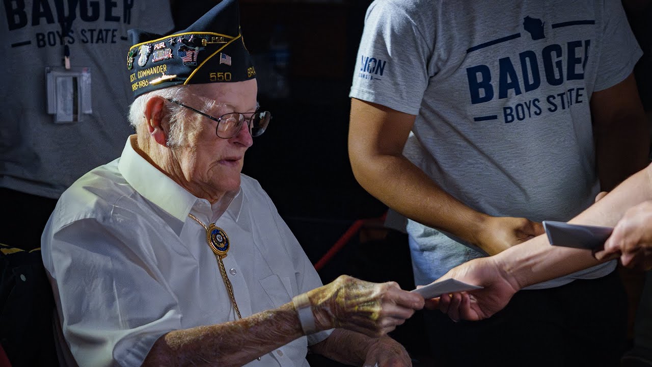 American Legion Badger Boys State takes time to thank veterans - YouTube