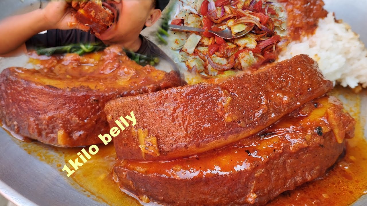 Naga mukbang || Eating spicy pork belly with yongchak chatni || Naga ...
