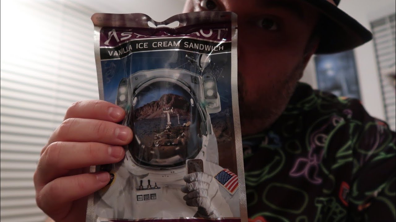 Astronaut Ice Cream Sandwich Food Review & Taste Test 2023 NASA - YouTube