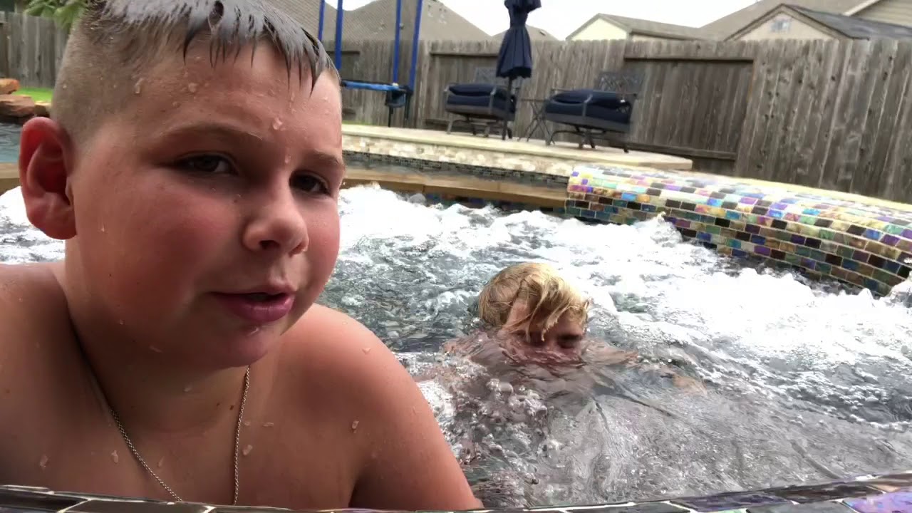 Last To Leave Hot Tub CHALLENGE (VERY HOT)🔥🔥 - YouTube