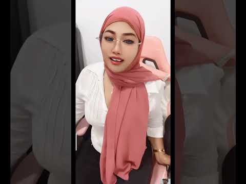Bigo live hot jilbab menggoda gaya asyik duduk menari #cantik #hidup #bigo #cewek