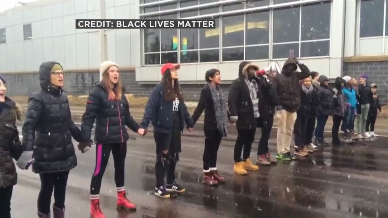 Black Lives Matter Shifts MOA Protest To MSP Airport - YouTube