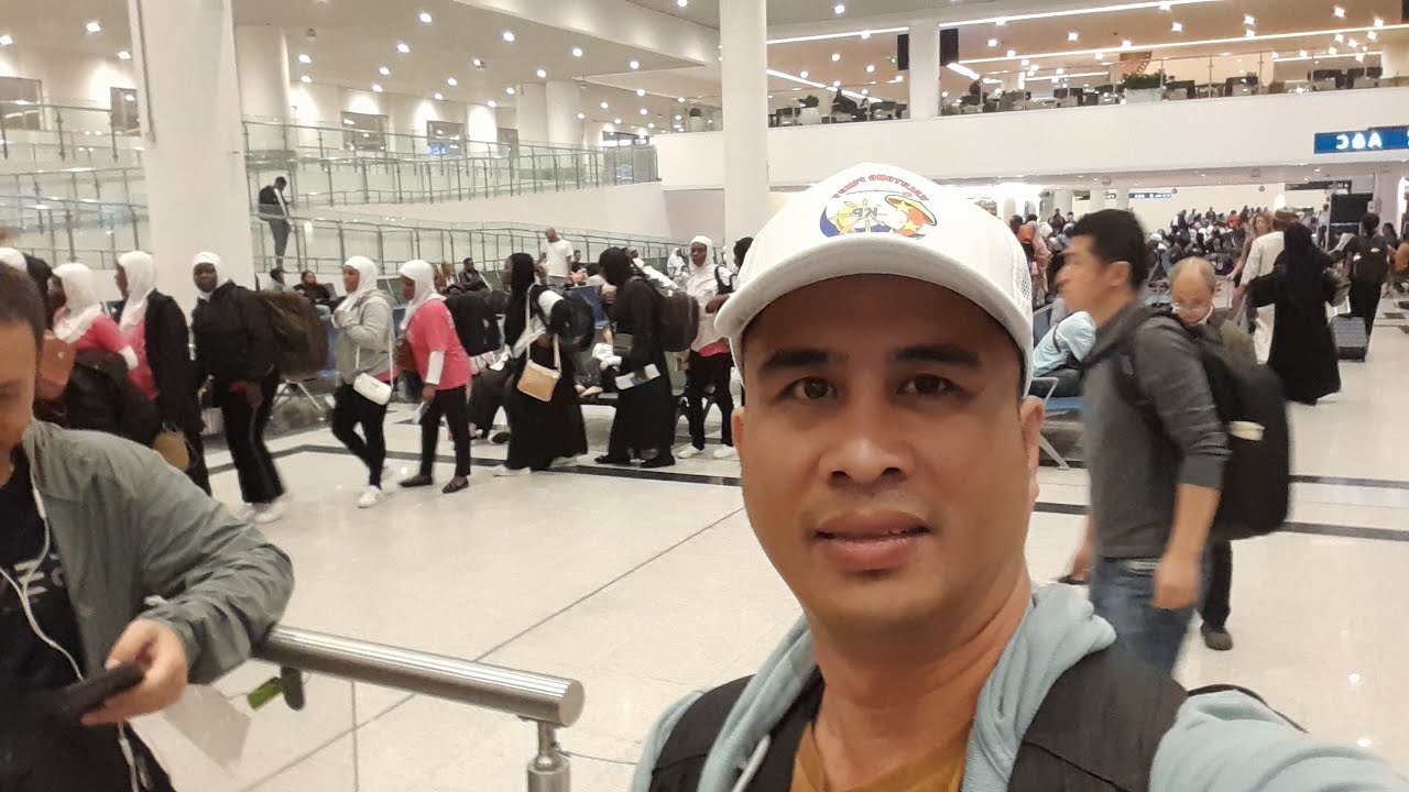 ADDISS ABABA STOP OVER #addisababaethiopia - YouTube