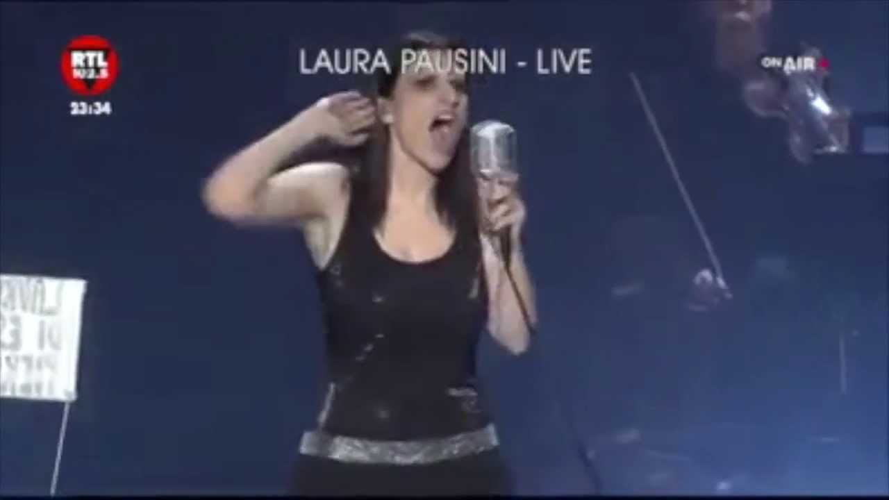 Laura Pausini - Sono Una Contadina Casso - YouTube