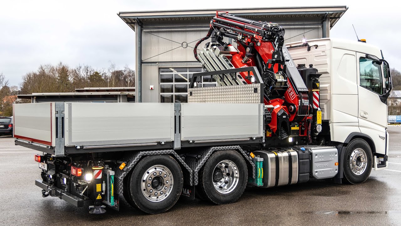 Volvo FH 500 mit Fassi F545 RA 2.27 | LYMA Kran und Fahrzeugbau - YouTube